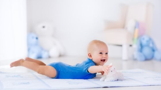 Complete Guide to Tummy Time (from newborn and beyond) - She's Your Friend