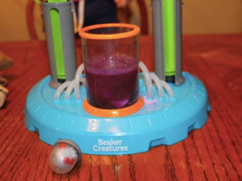 Beaker Creatures Reactor Lab Review - She's Your Friend