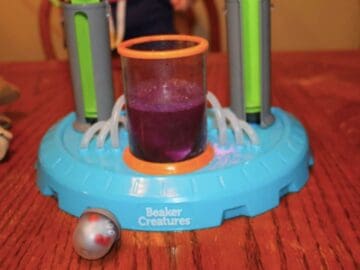Beaker Creatures Reactor Lab Review - She's Your Friend
